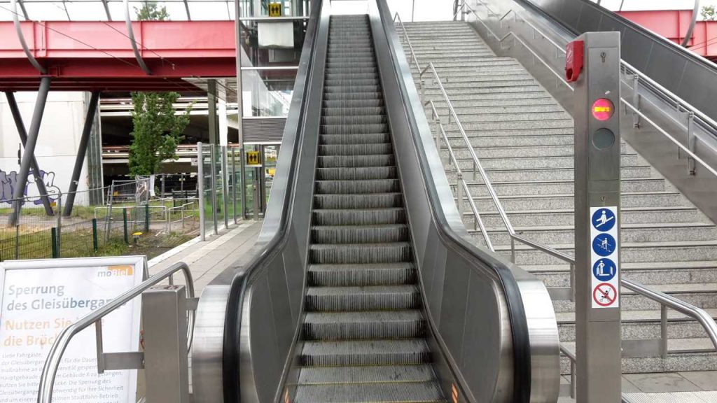 Task of the Week: Escalator | MathCityMap